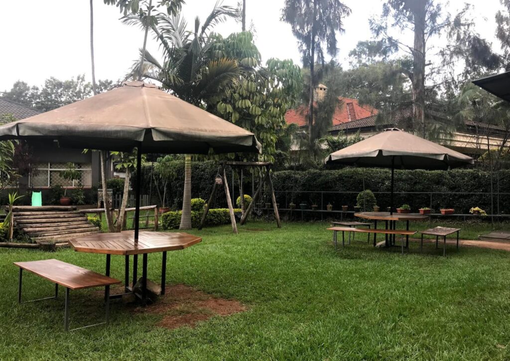 CHEKAFE@ケニア・ナイロビ【チェカラーメン豚・チェカラーメン鶏】｜らーめんすすり隊